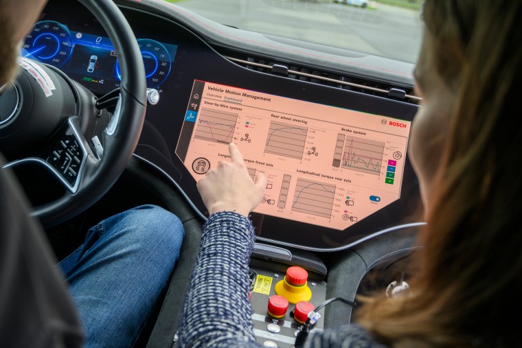 IAA Mobility 2025: Bosch prägt neue Fahrzeugwelt mit intelligenten Hard ...