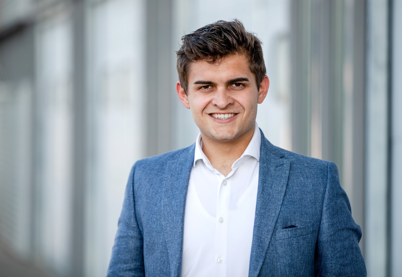 Steer-by-wire ready for large-scale production: Bosch and Arnold NextG ...