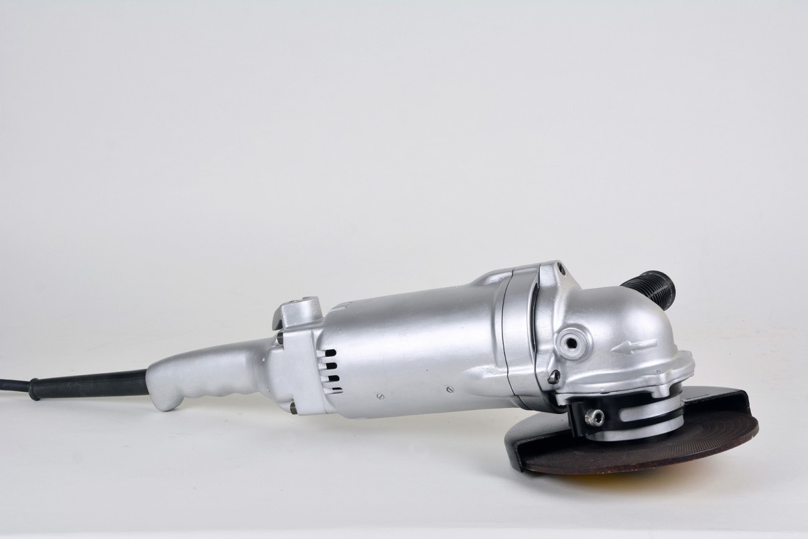 High-frequency angle grinder, 1957 - Bosch Media Service