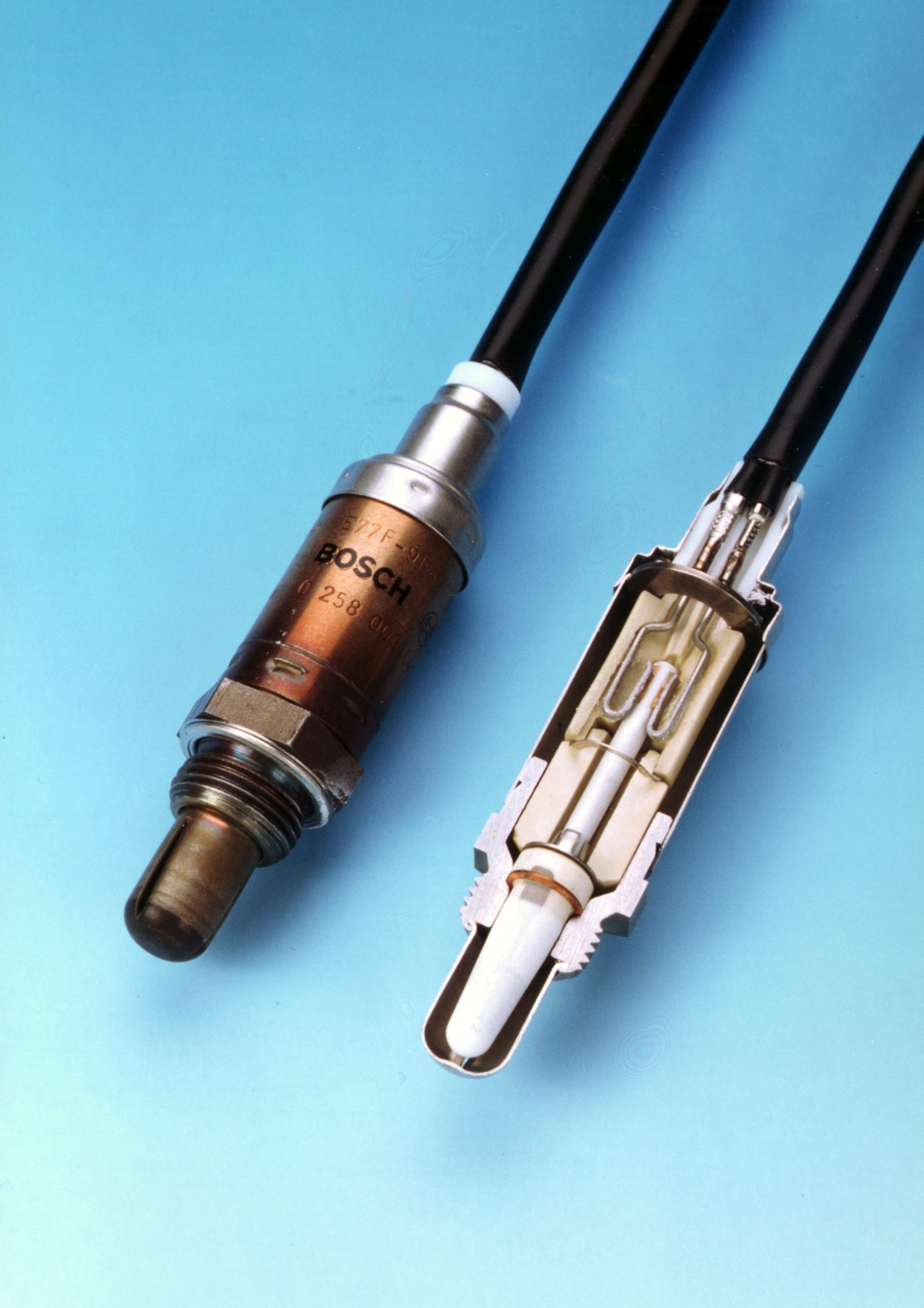 Bosch Lambda sensor, 1989 - Bosch Media Service