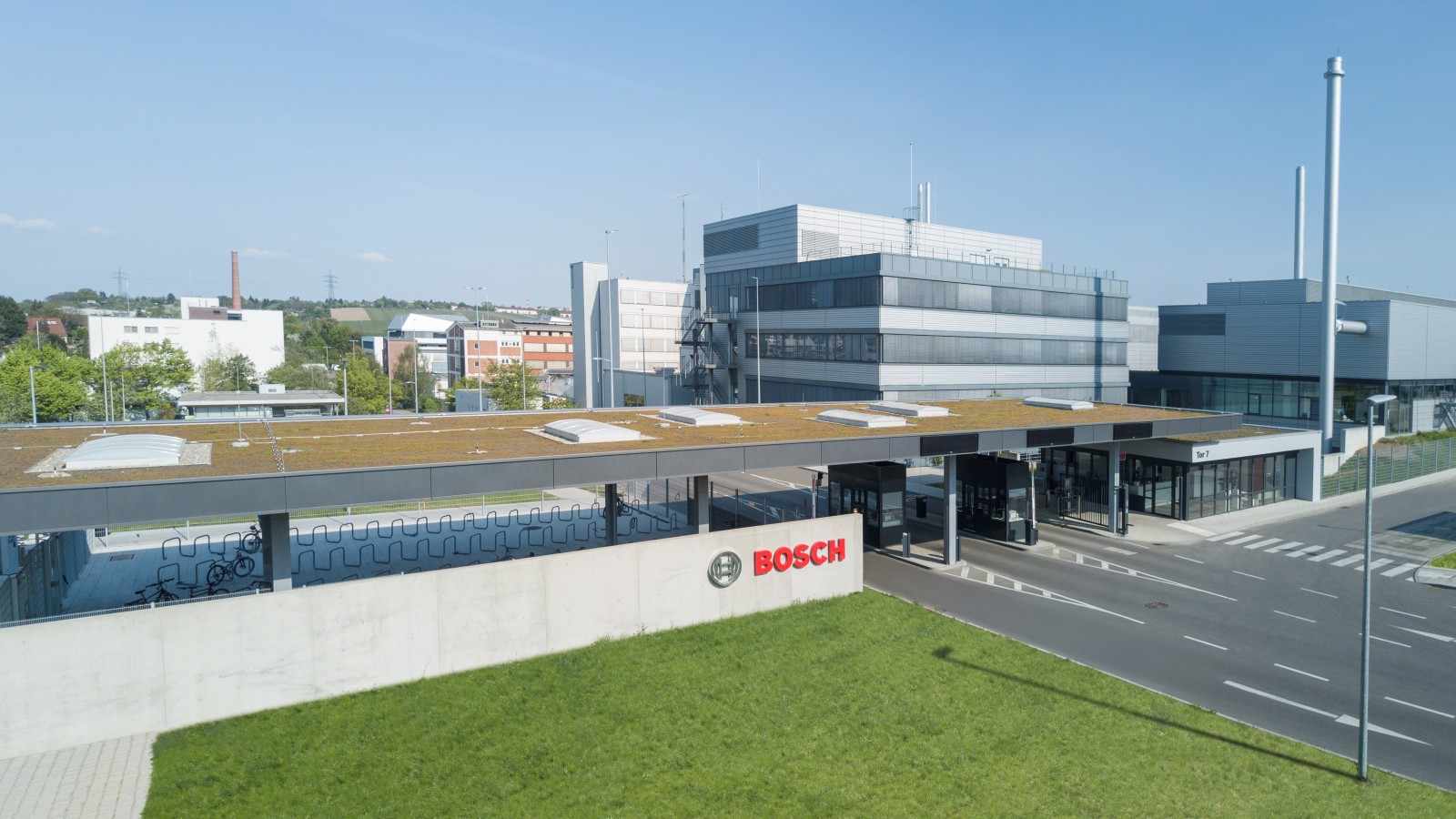 The Bosch plant in Feuerbach – where tradition meets high-tech - Bosch ...