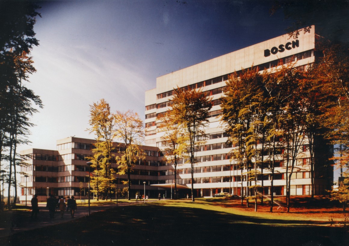 Bosch-Hauptzentrale Schillerhöhe in Gerlingen bei Stuttgart, 1971 ...