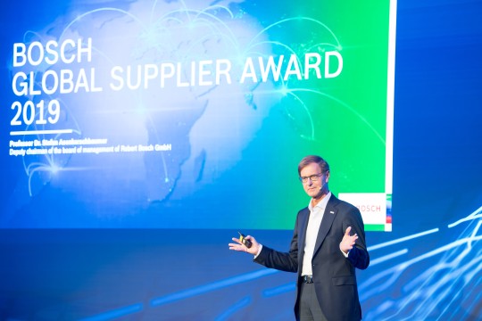 Bosch continues to expand its digital supply chains - Bosch Media Service