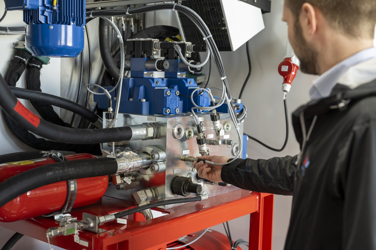 Compressors from Maximator Hydrogen with Bosch Rexroth technology for ...