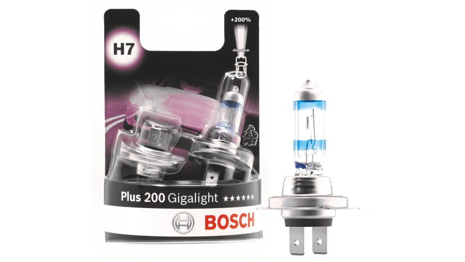 Plus 200 Gigalight, the new Bosch halogen headlamp bulb, with up to 200 ...