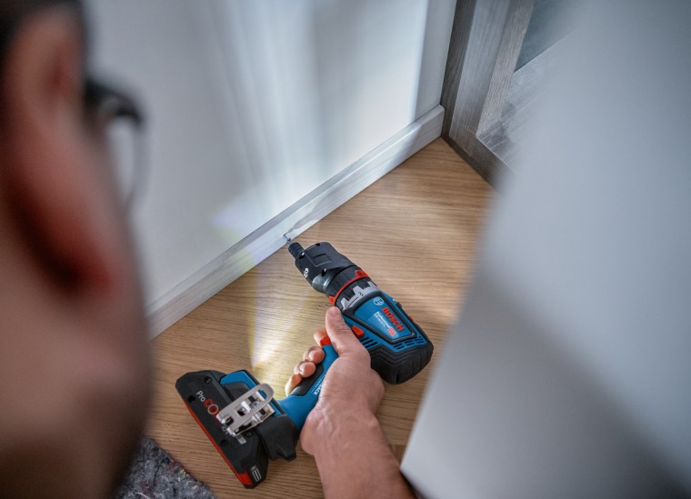 Verstärkung im „Professional 18V System“: Neuer FlexiClick-Schrauber ...