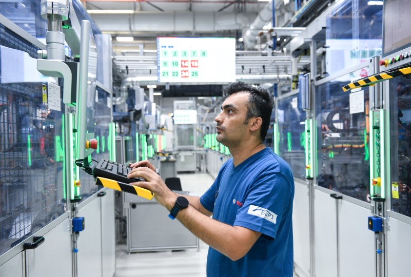 Bosch to use generative AI in manufacturing - Bosch Media Service