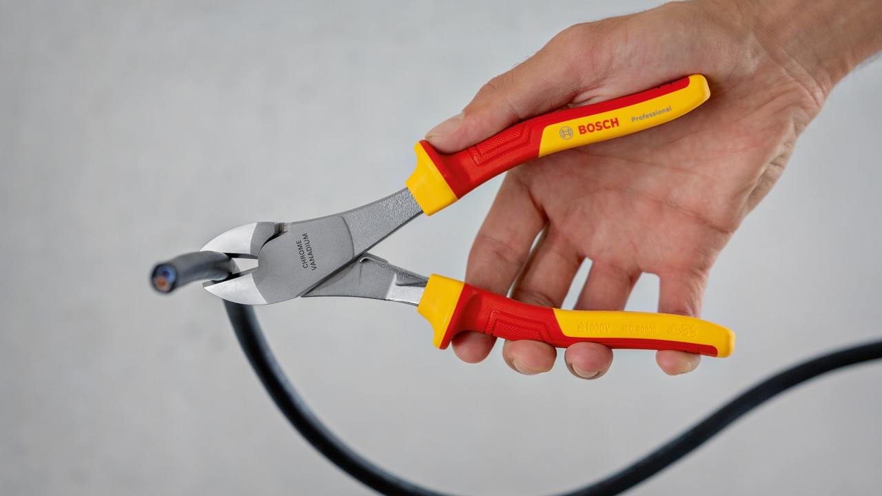 Screwdrivers, pliers, knives, and more: Bosch VDE hand tools for ...