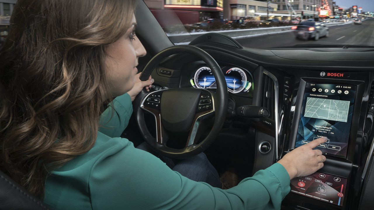 Bosch unclutters vehicle cockpit - Bosch Media Service