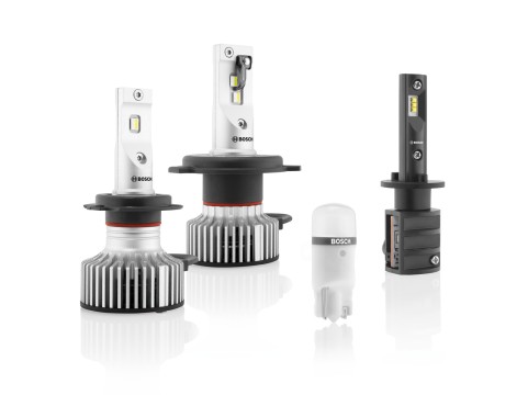 Die neuen LED Powerlight+ Fahrzeuglampen von Bosch bringen Licht ins ...