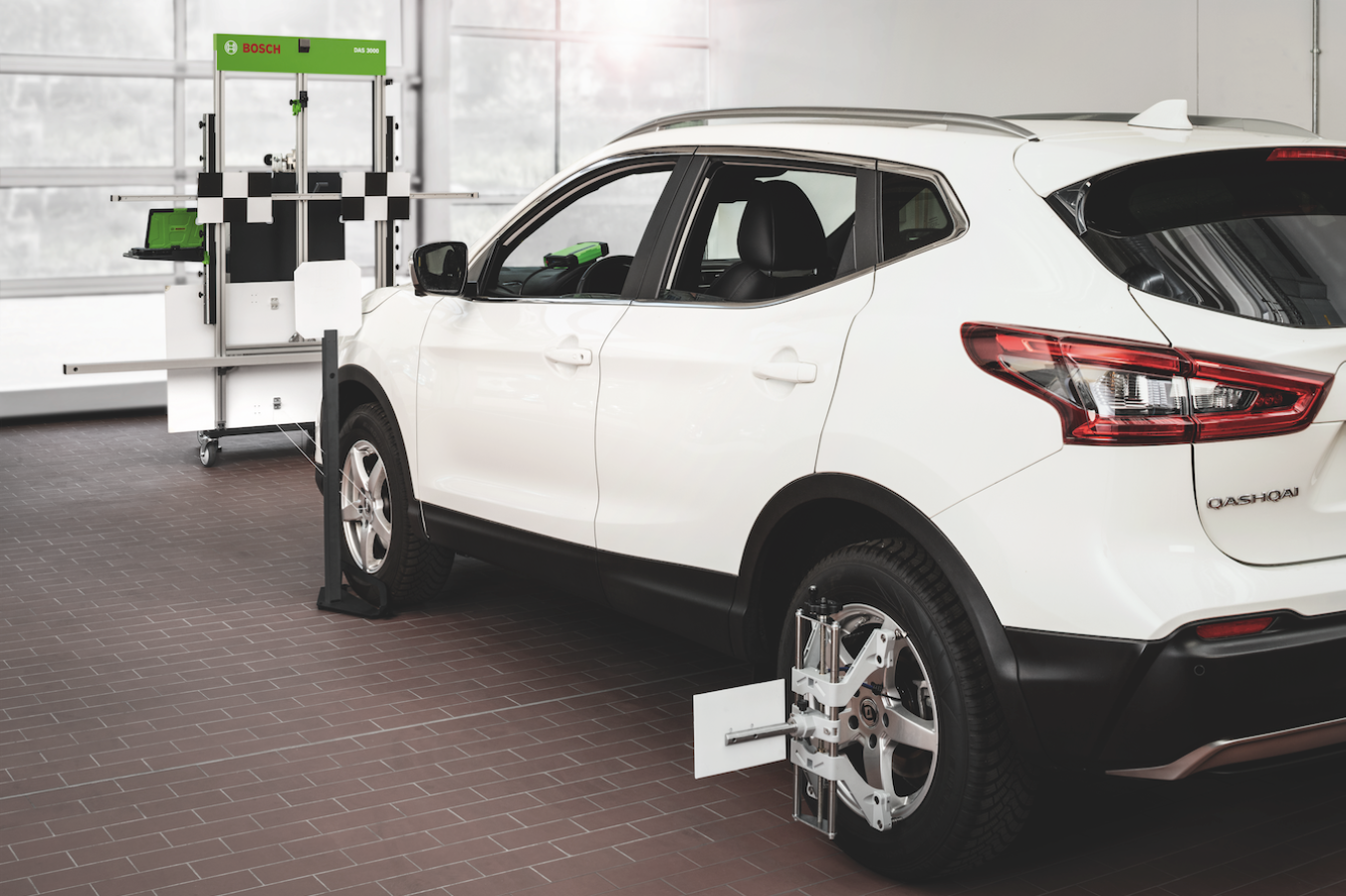 Dispositif de calibration ADAS caméras et radars Bosch DAS 3000 - Bosch ...