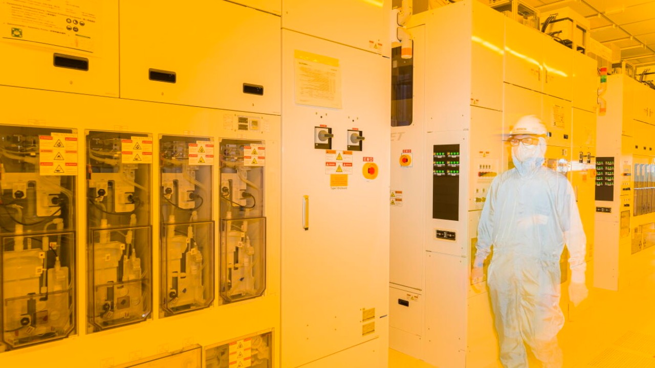 Bosch reaches milestone on the way to opening new wafer fab in Dresden ...