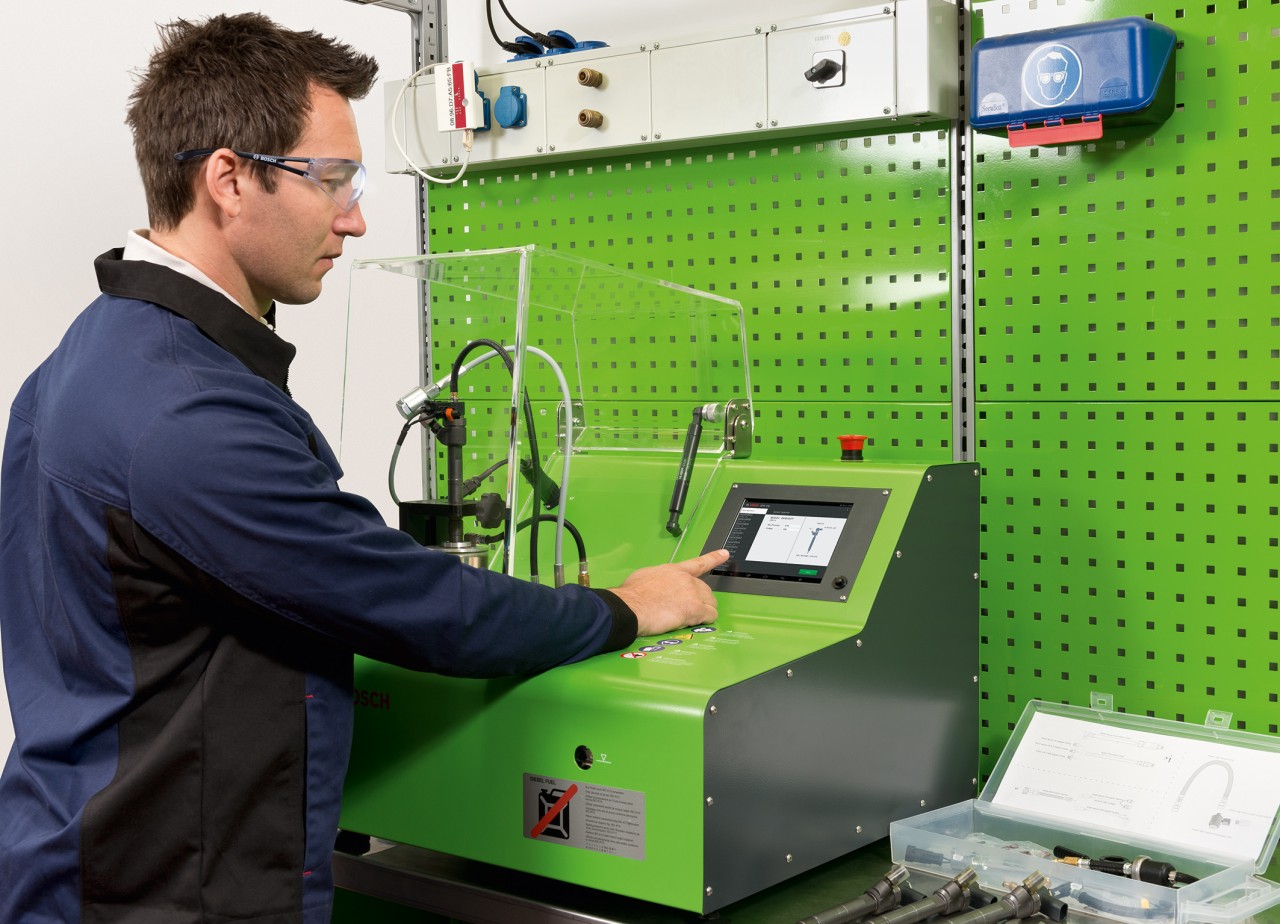 New fully automatic Bosch tester EPS 118 for common-rail injectors ...